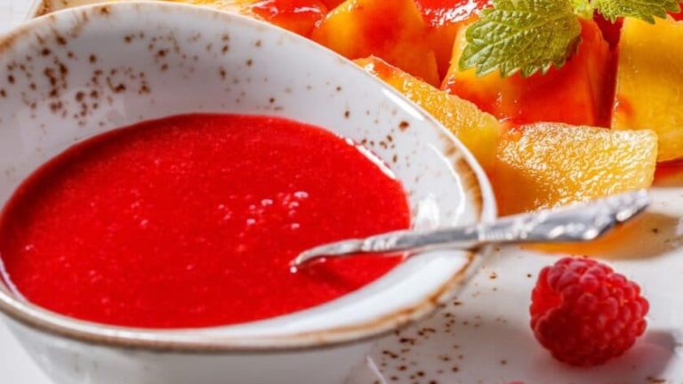 Jamie Oliver Raspberry Coulis Recipe - British Recipes Hub