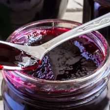 Mary Berry Blackcurrant Jam - British Recipes Hub